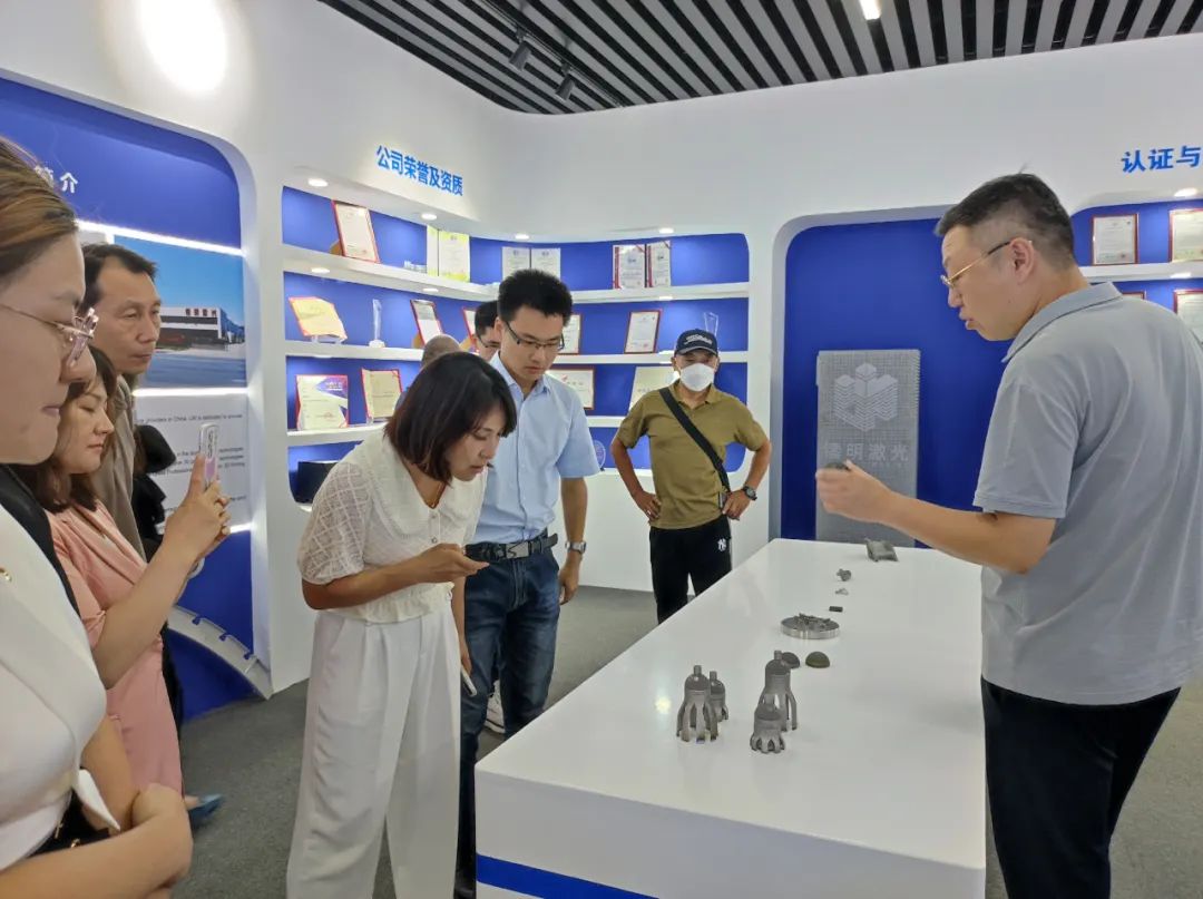 “大有作为·震撼发布”——LiM-X800 新品媒体见面会顺利召开